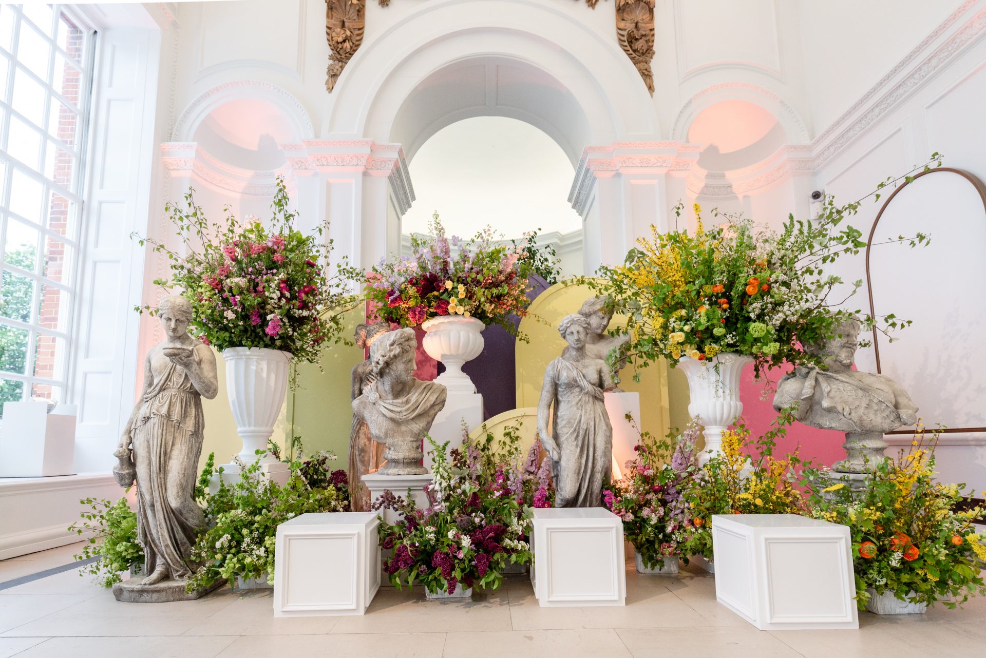 A World of Floral Sophistication | Chelsea Florist | Luxury Flowers